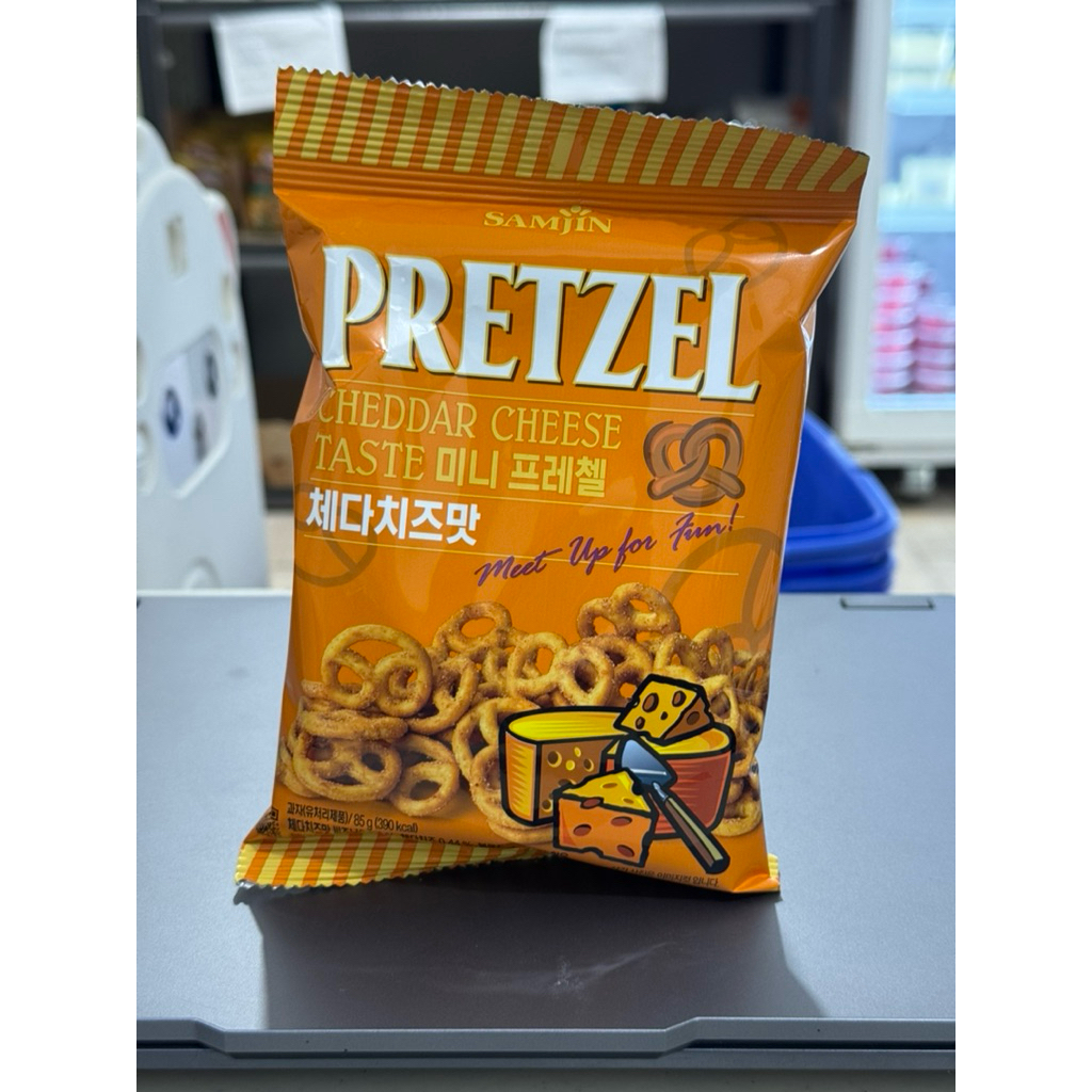 Jual SAMJIN PRETZEL CHEDDAR CHEESE 85gr | Shopee Indonesia