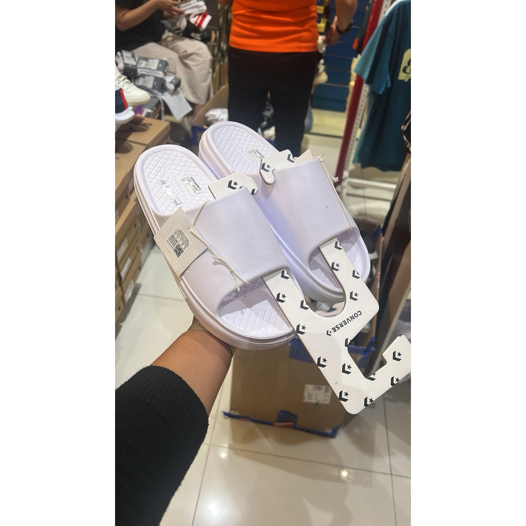 Jual Sandal Converse White | Shopee Indonesia