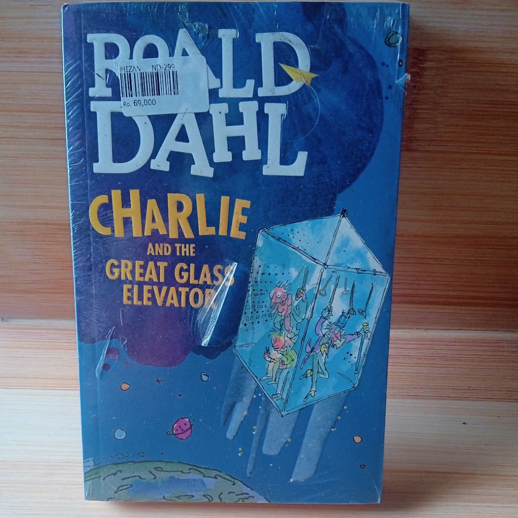 Jual Charlie and the Great Glass Elevator - Roald Dahl | Shopee Indonesia