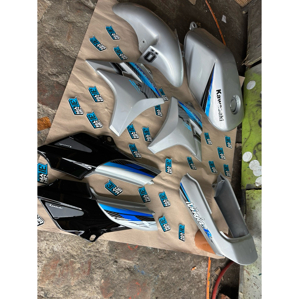 Jual Body Fullset Dan Tangki Kawasaki Ninja R SS body set tangki ...