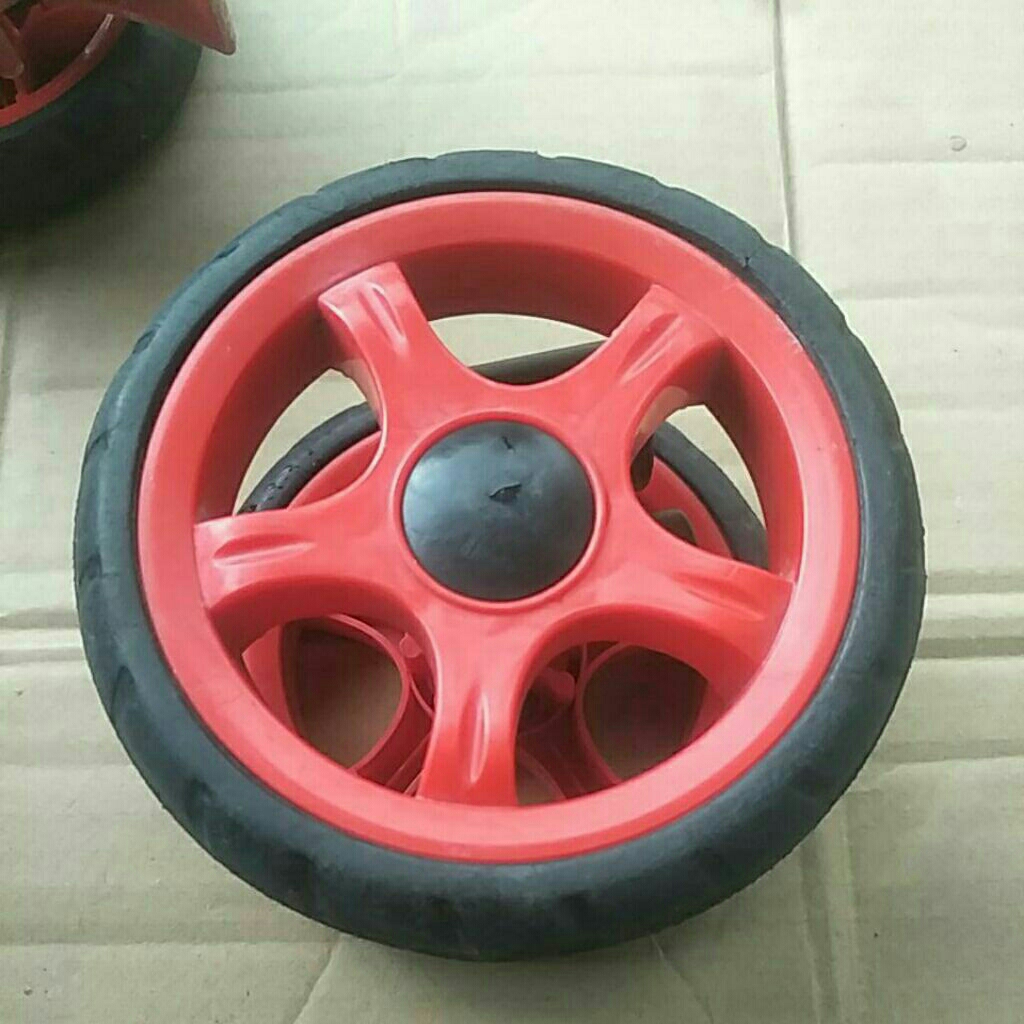 Jual roda stroller bekas diameter roda 12,5cm | Shopee Indonesia