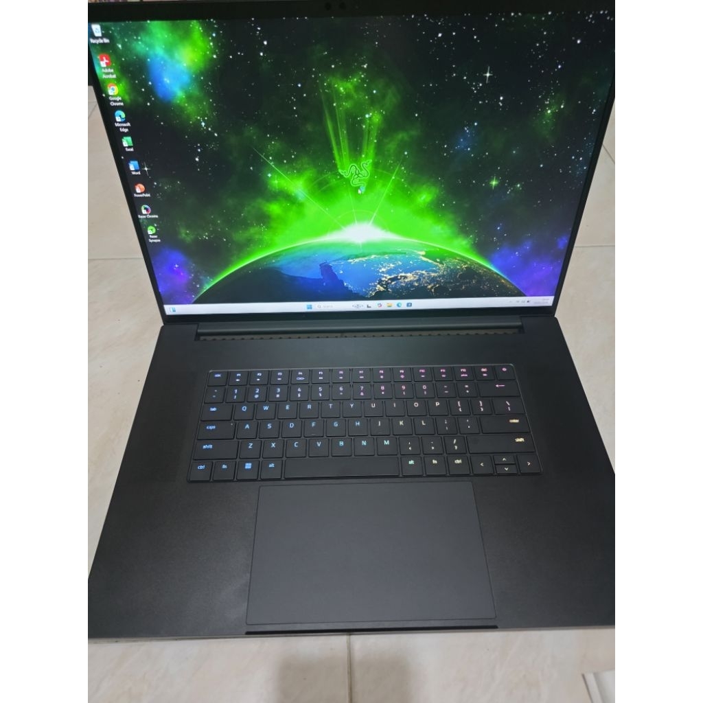 Jual Laptop Razer Blade 18 inch i9 13950HX RTX 4090 16GB | Shopee Indonesia