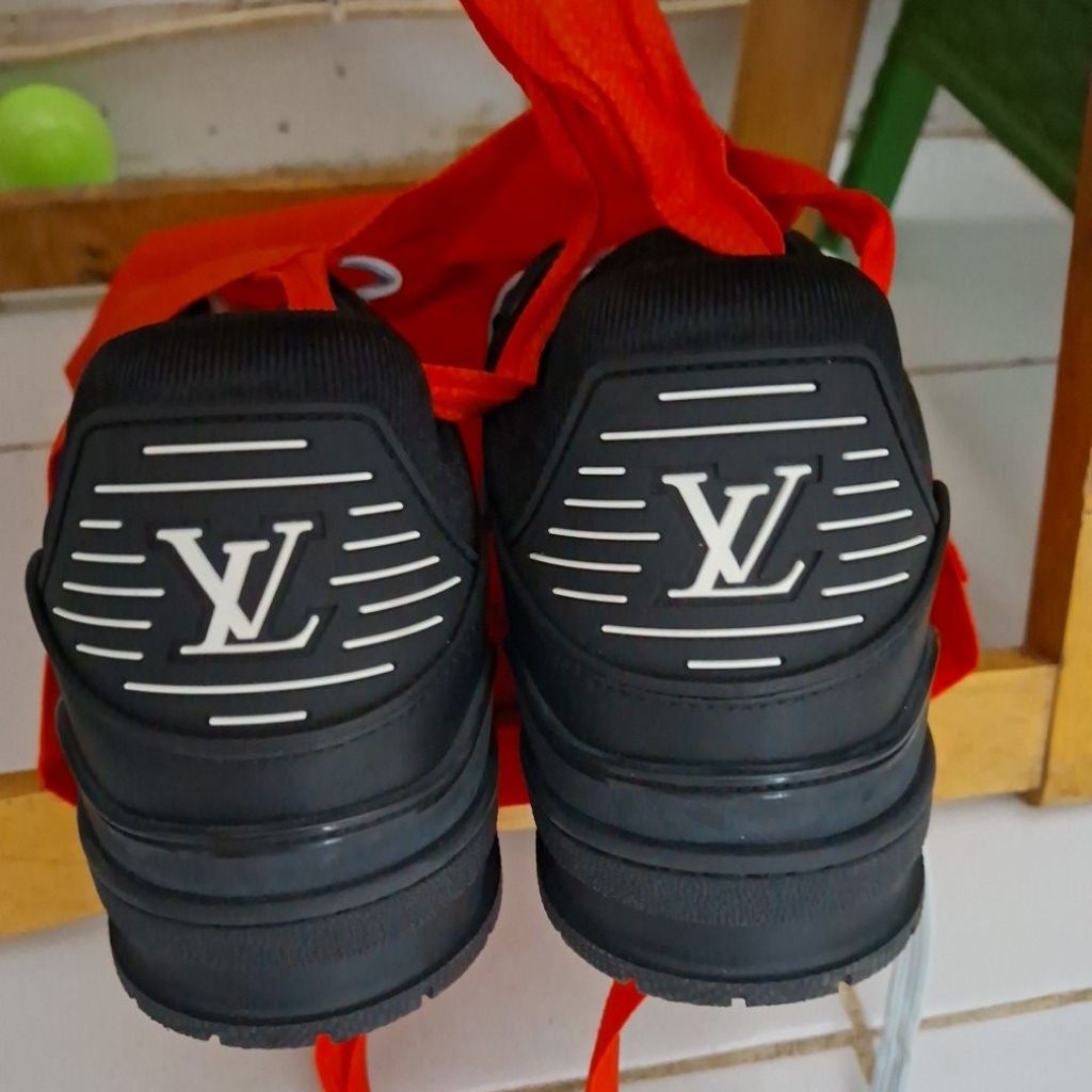 Jual Sepatu LV | Shopee Indonesia