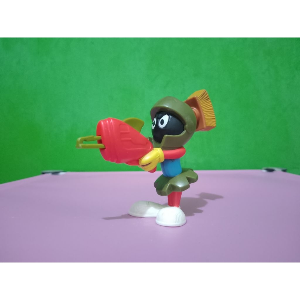 Jual Figure LOONEY TUNES - MARVIN THE MARTIAN - WBEI McDonald's 2020 ...