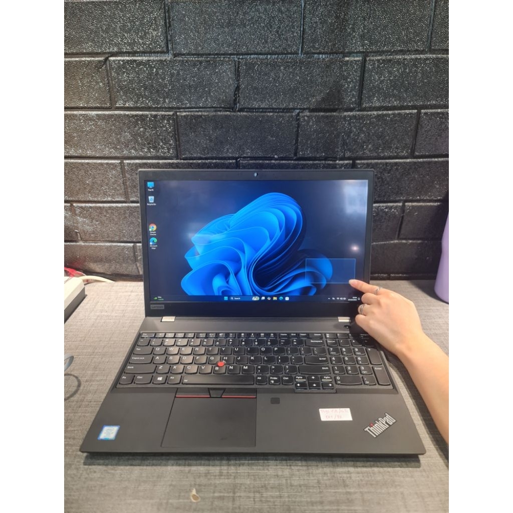 Jual Laptop Lenovo Thinkpad T590 Touchscreen Core i7 8665u (8th Gen ...
