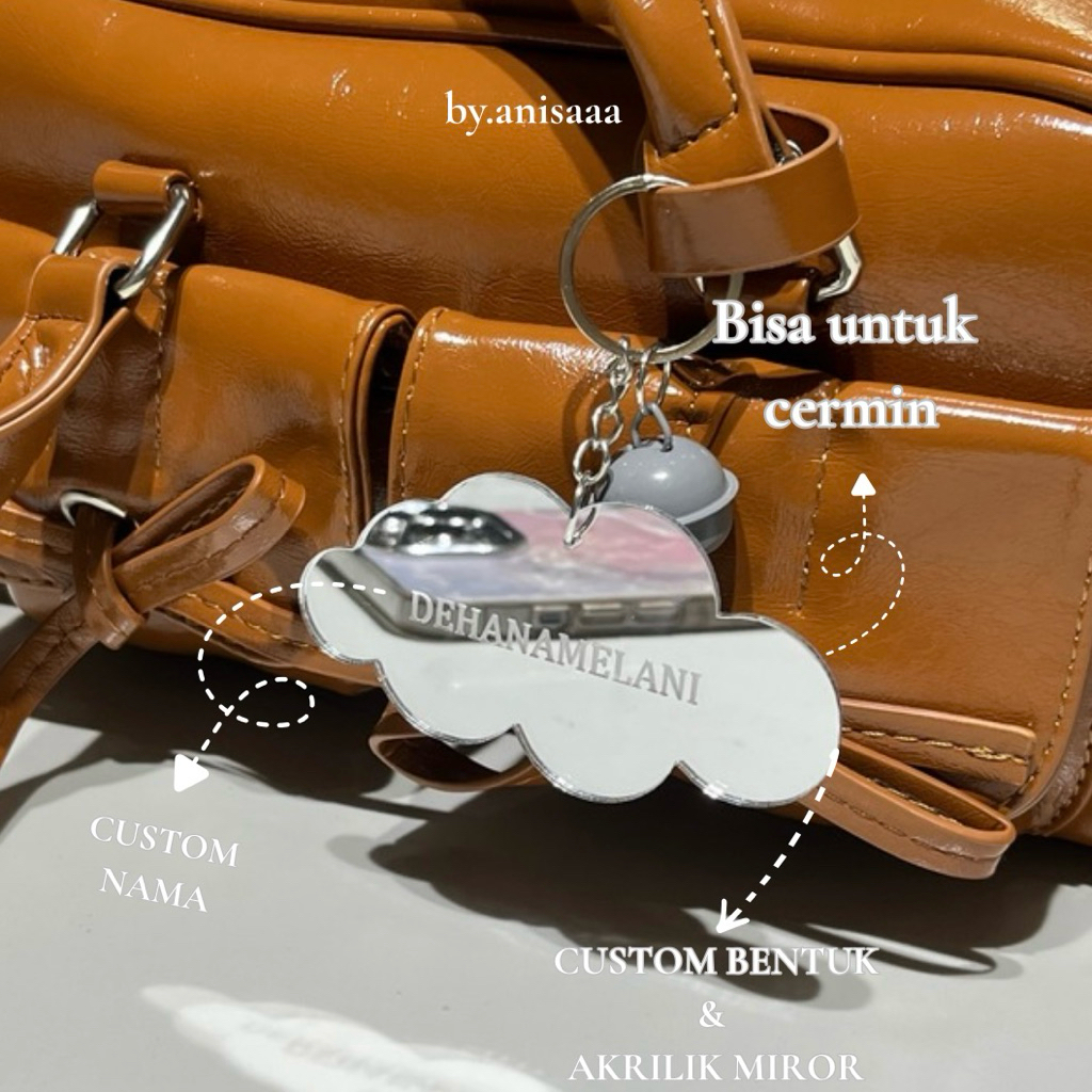 Jual by.anisaaa - Custom Nama Keychain Akrilik Gantungan kunci ...