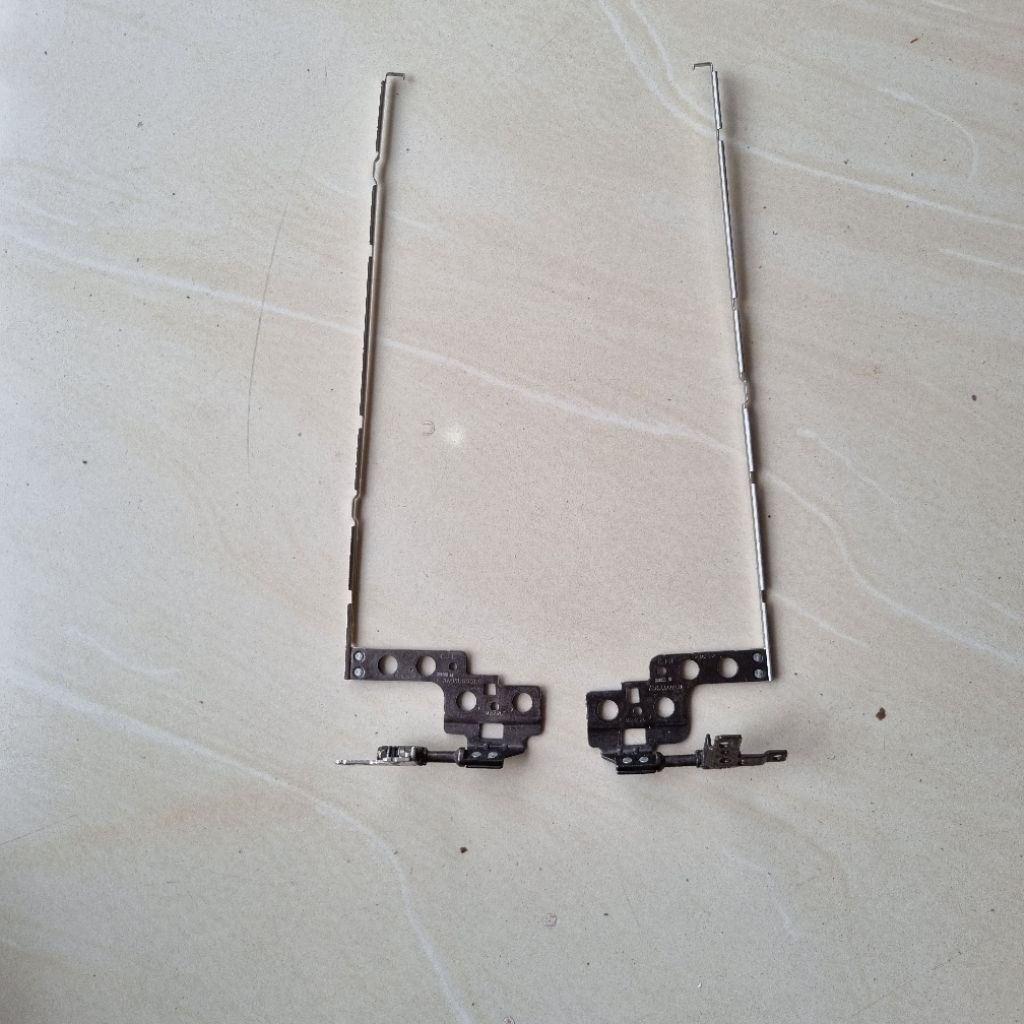 Jual engsel L/R Lenovo ideapad slim 3 ori copotan unit | Shopee Indonesia