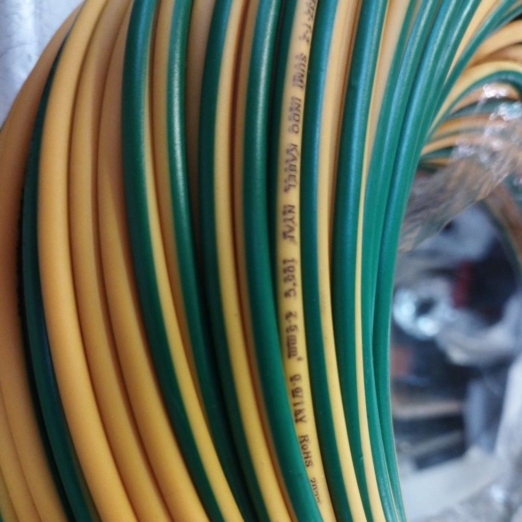 Jual KABEL SERABUT NYAF 2,5MM 2,5 MM GROUNDING KUNING HIJAU ECERAN ...