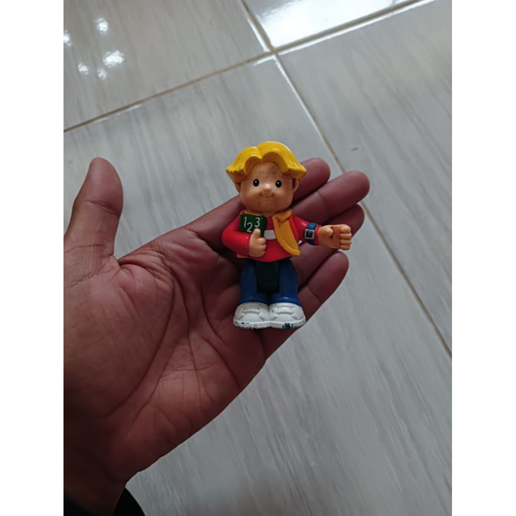 Jual Figure Fisher Price Little People School Boy Eddie in Yellow ...