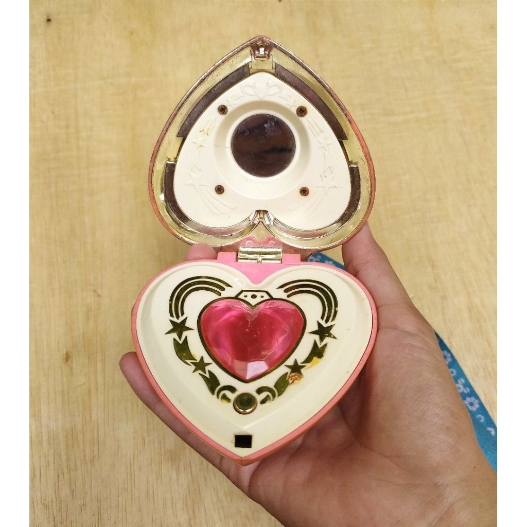 Jual Sailormoon S Cosmic Heart Compact Bandai 1994 Bekas | Shopee Indonesia