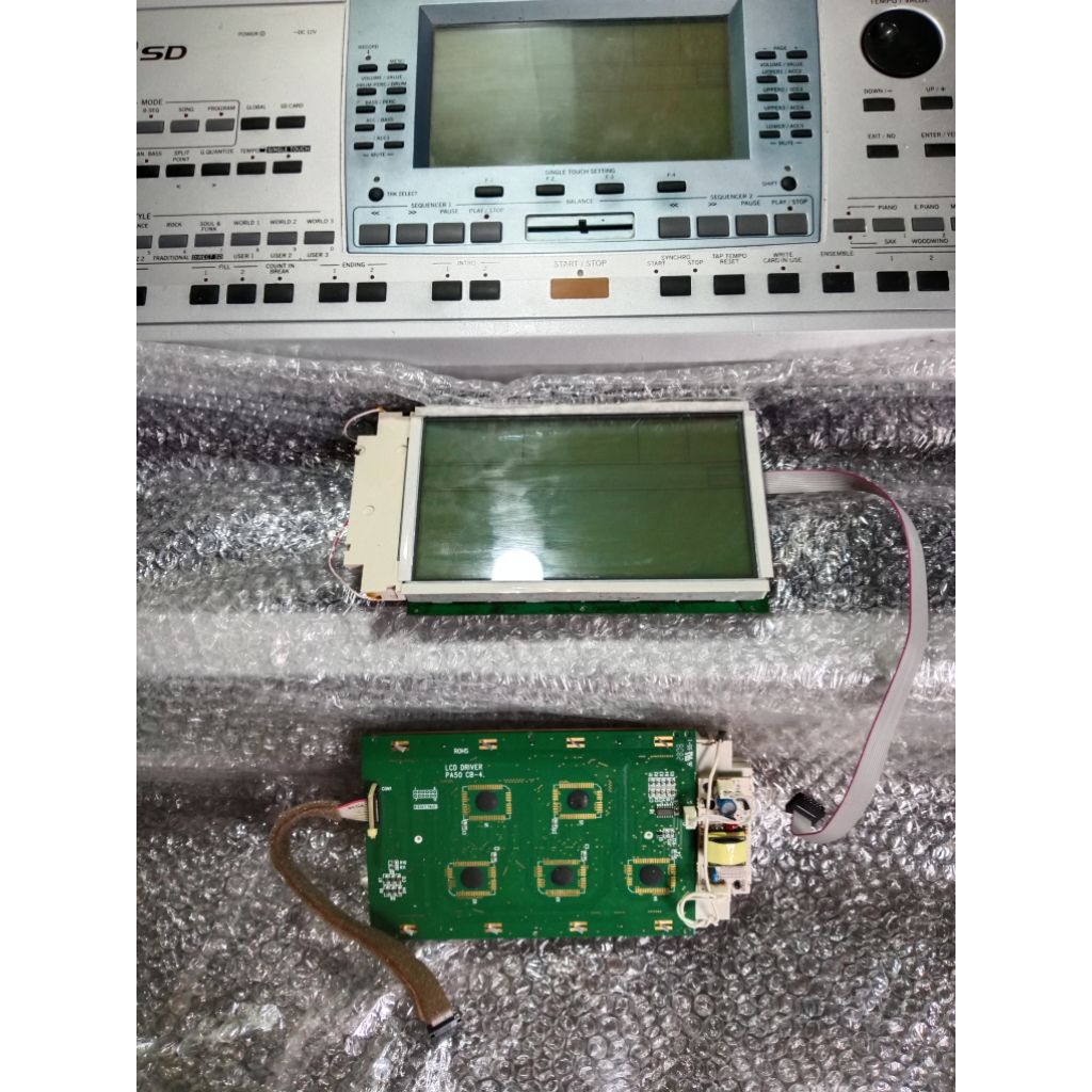 Jual Layar LCD Keyboard KORG PA 50 Disket/flasdisk Kondisi 100% Normal ...