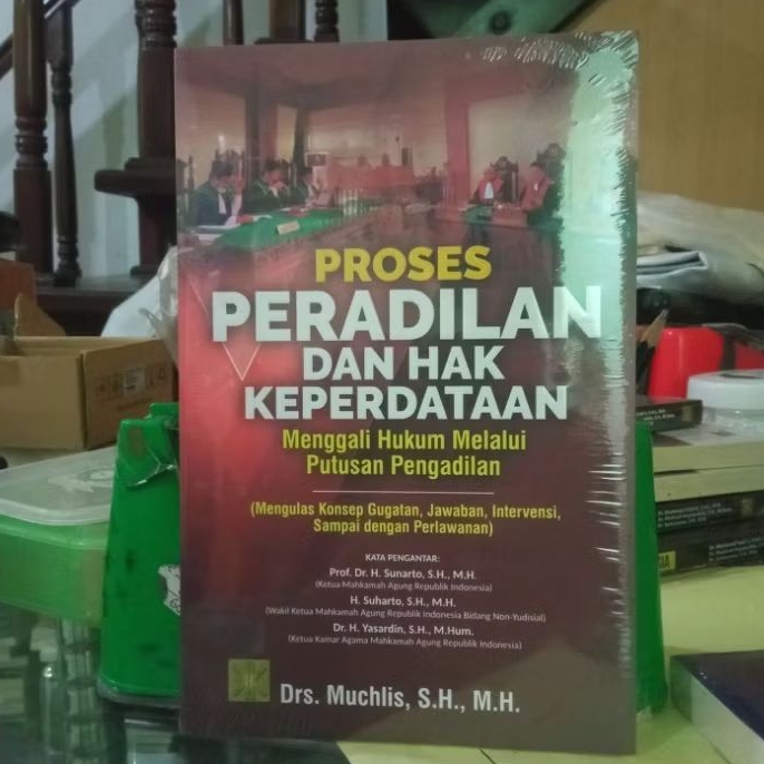 Jual PROSES PERADILAN DAN HAK KEPERDATAAN menggali hukum melalui putusan pengadilan | Shopee ...