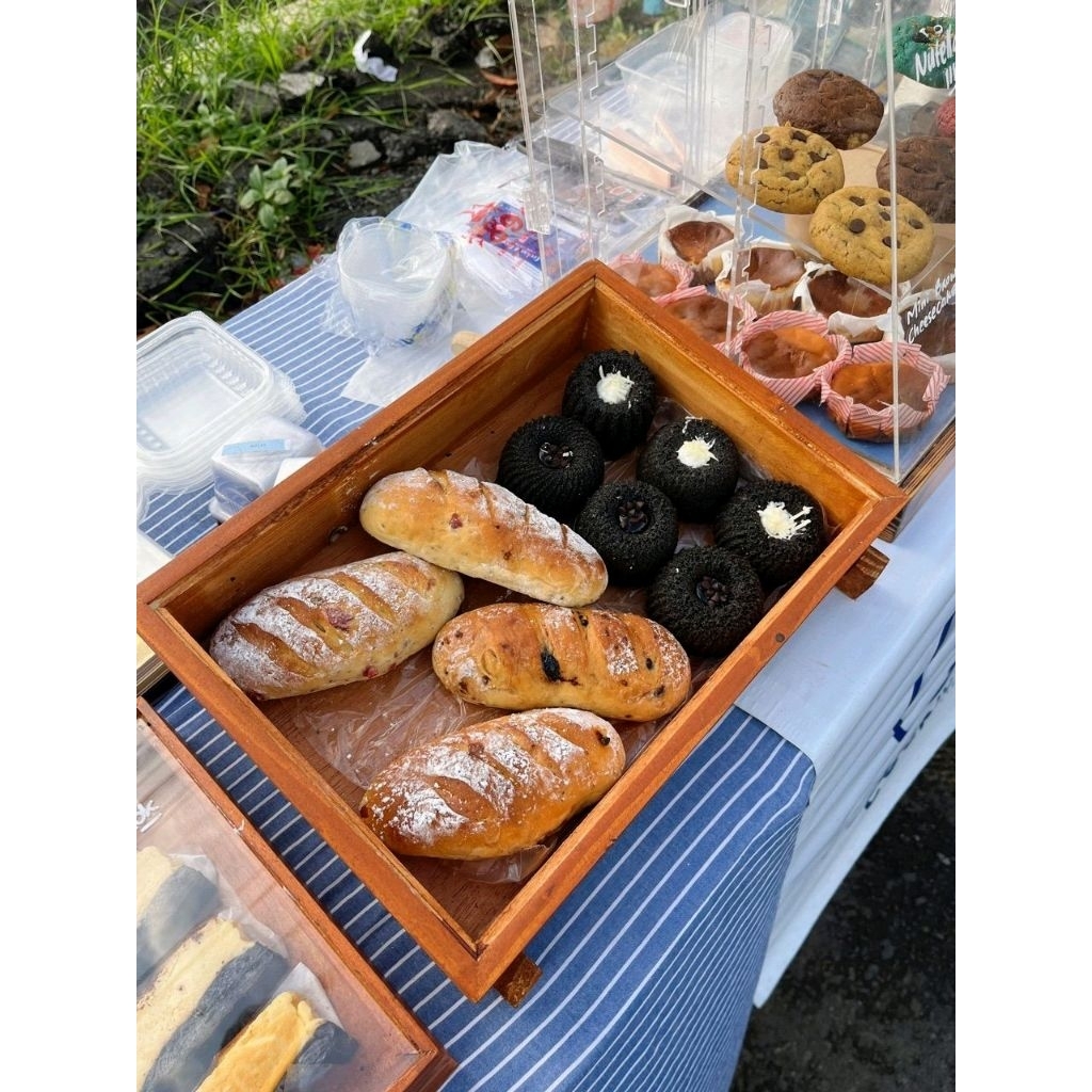 Jual box display kue premium dengan alas menarik BX002 | Shopee Indonesia