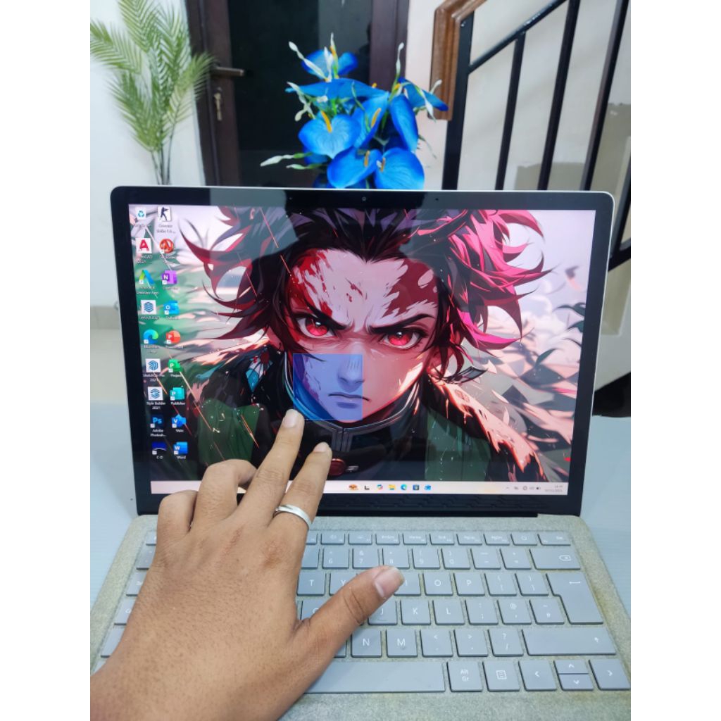 Jual Laptop MICROSOFT Surface PRO 7 SSD 256Gb Body SLIM | Shopee Indonesia