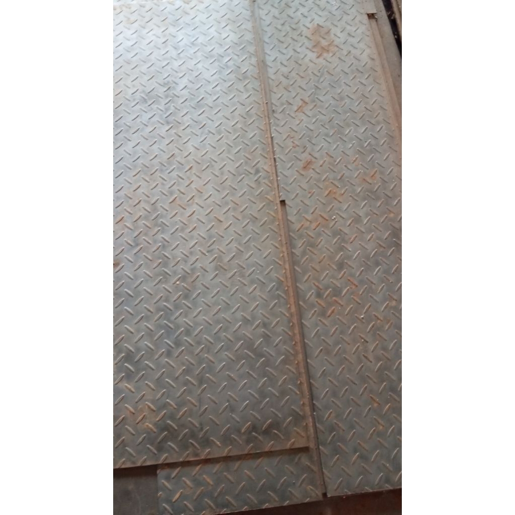 Jual besi pelat bordes tebel 3 mm ukuran 16 cm x 40 cm | Shopee Indonesia
