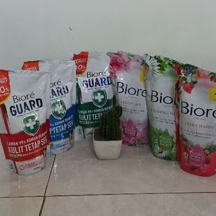 Jual Biore refill 800 mL | Shopee Indonesia