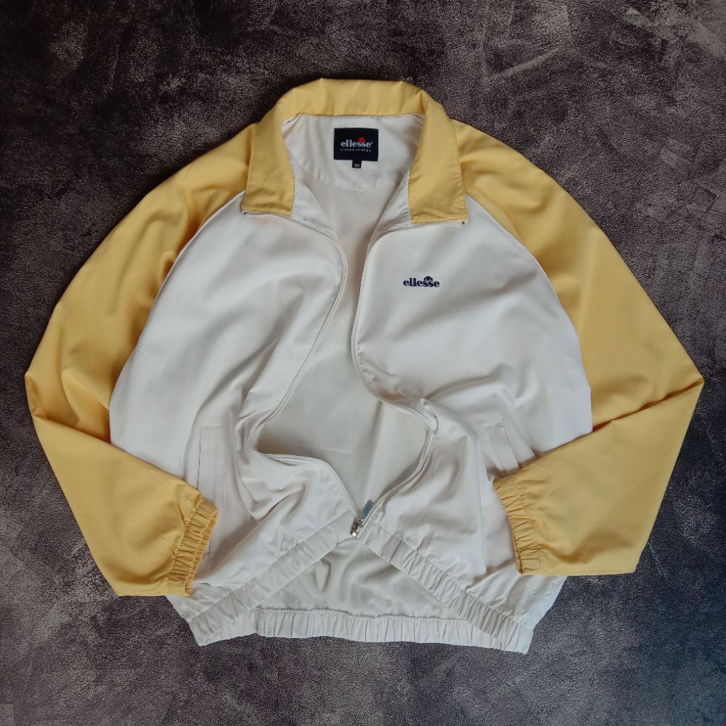 Jual Windbreaker jacket Ellesse Living Legend Colourblock original ...