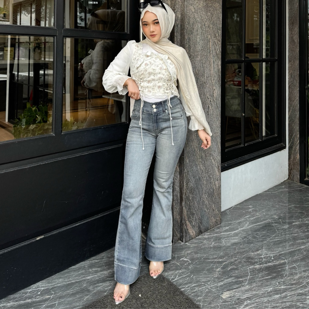 Jual SUMMER J - Malla Vintage Series | Cutbray Bootcut Jeans Wanita ...