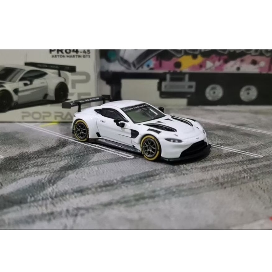 Jual Pop Race Aston Martin GT3 Putih | Shopee Indonesia