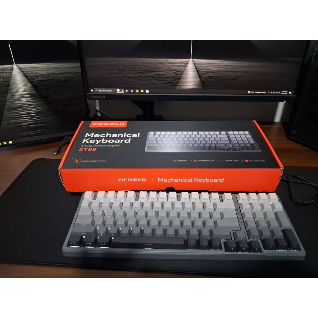Jual Keyboard Zifriend ZT99 white light 2nd | Shopee Indonesia