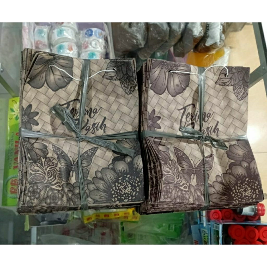 Jual Tas Kertas Snack Kakak Kecil Per Ikat isi 50 pcs | Shopee Indonesia