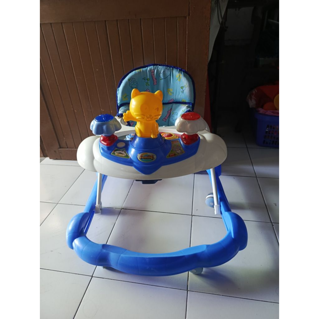 Jual baby walker family bekas second preloved | Shopee Indonesia