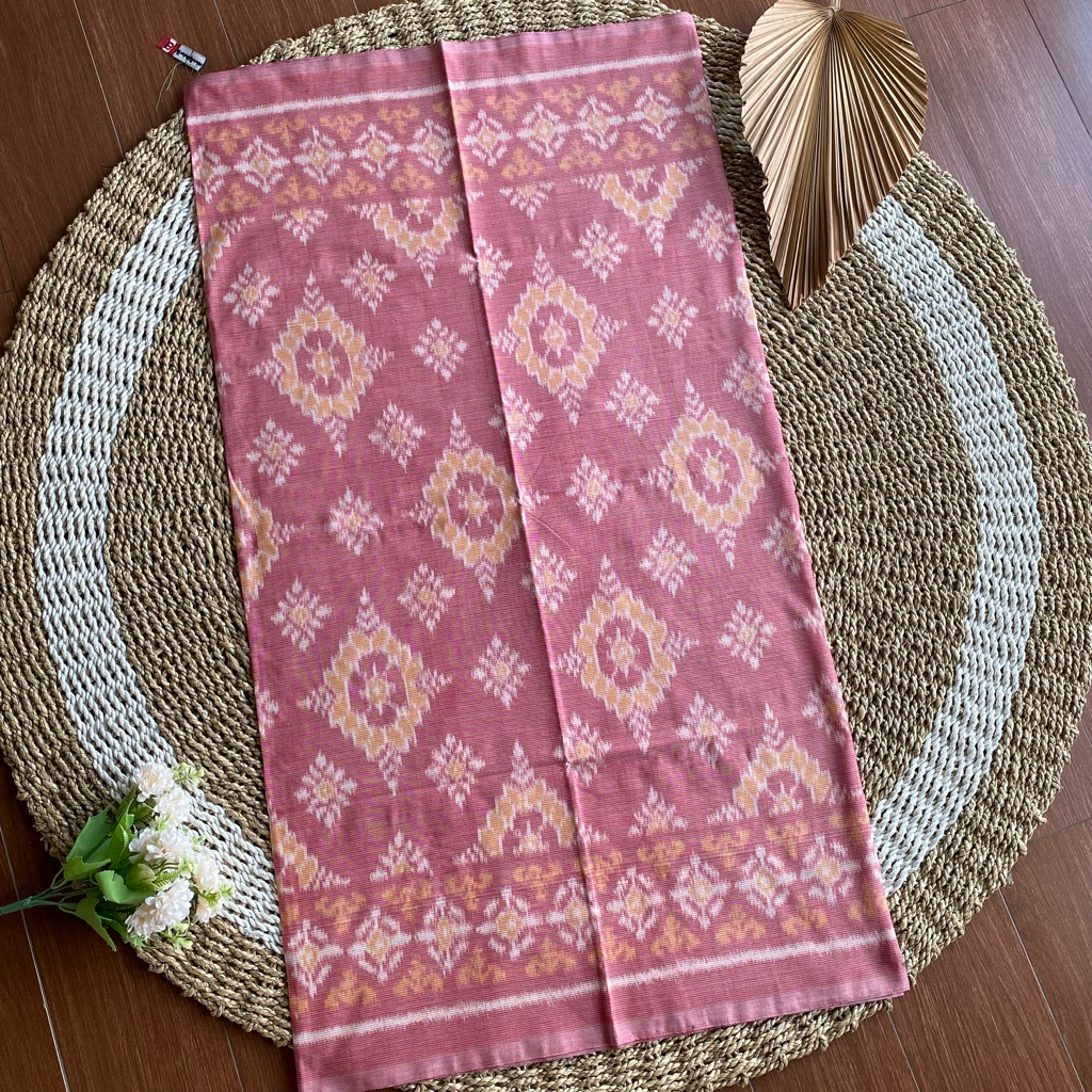 Jual KAIN TENUN ENDEK KHAS BALI MOTIF PATRA DUSTY PINK DOUBLE IKAT ...