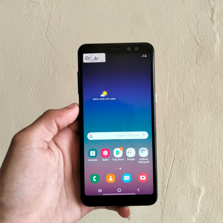 Jual Samsung Galaxy A8 2018 Duos 4G RAM 4GB Internal 32GB Bekas SEIN ...