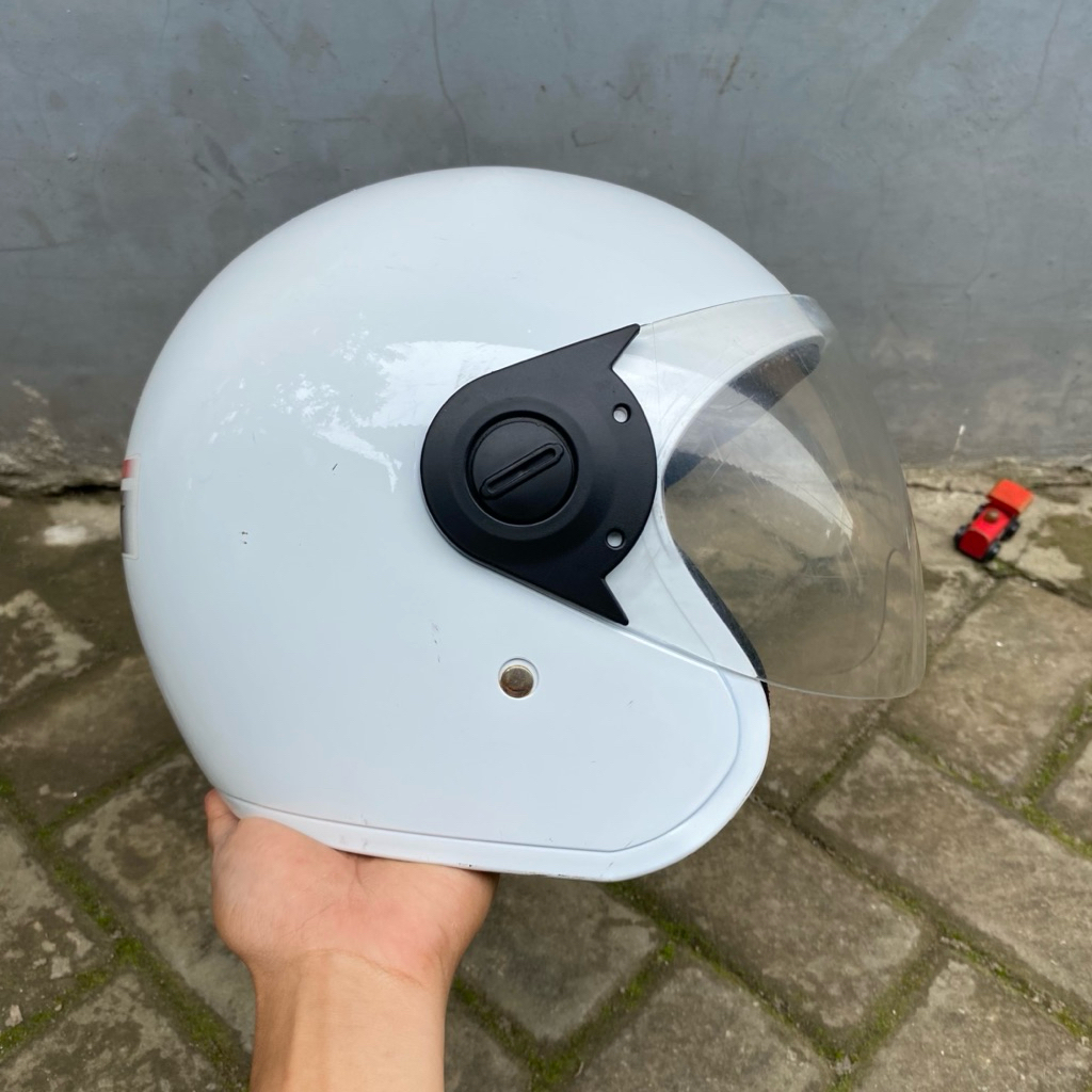 Jual Helm Scoopy genio Original putih model baru helm genio scoopy ...