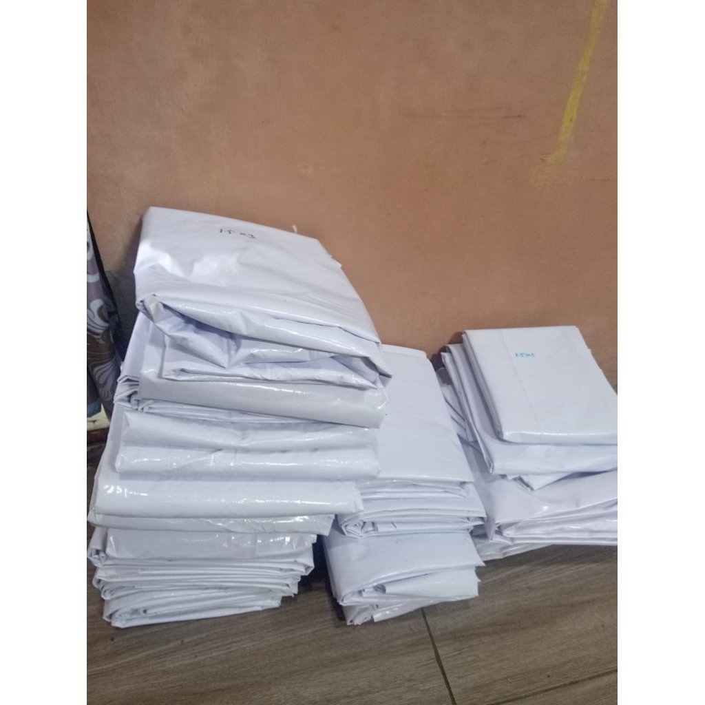 Jual BANNER/SPANDUK PUTIH POLOS 1x1,5/1,5x1 | Shopee Indonesia