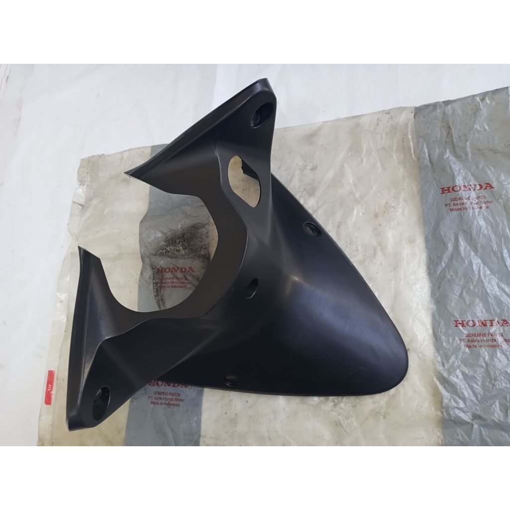 Jual 64310-KWW-600 Cover Kontak legshield Tengah Honda ABSOLUTE REVO ...