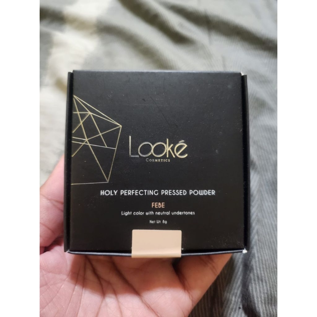 Jual Looké Holy Perfecting Pressed Powder. Shade (FEBE) | Shopee Indonesia