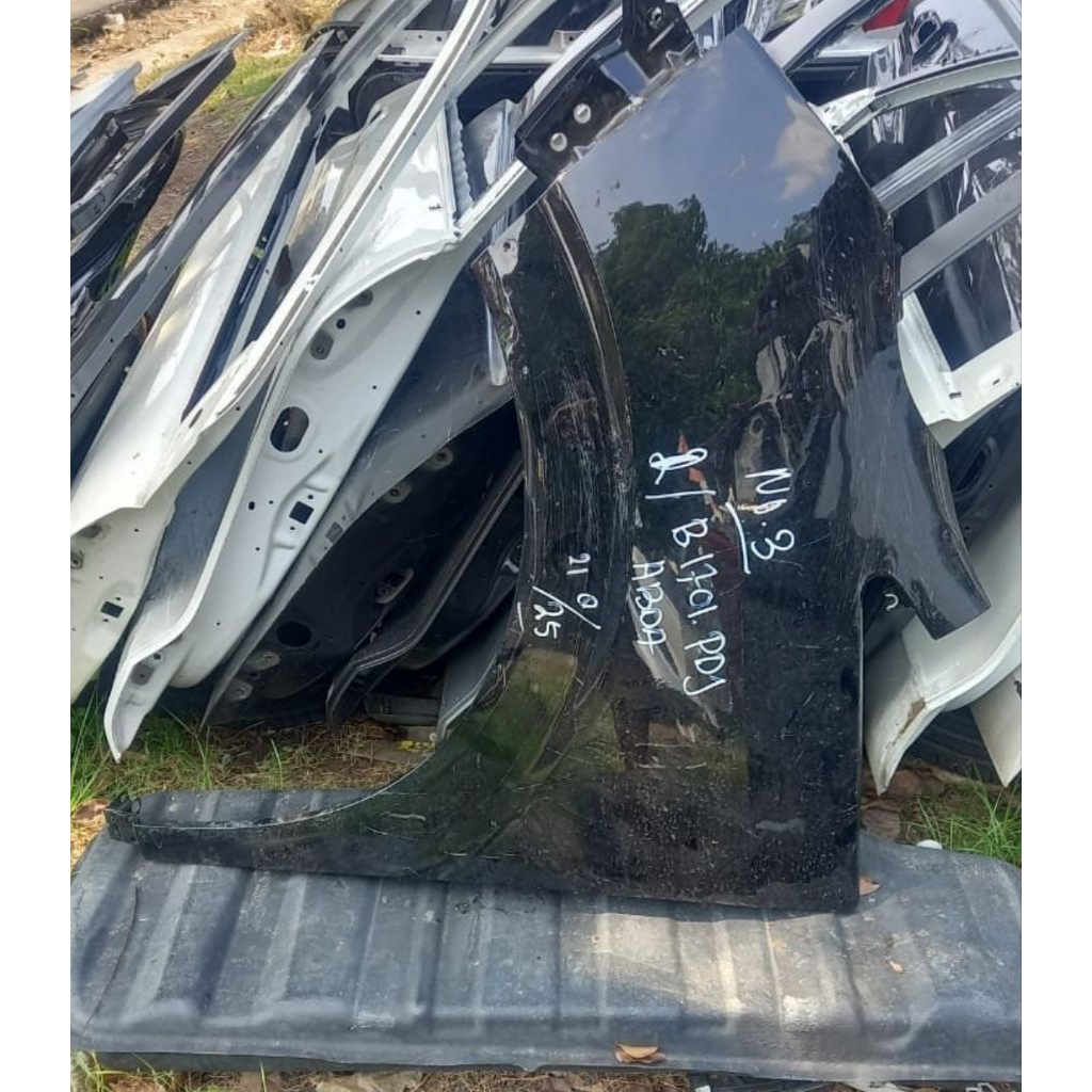 Jual fender spakbor BYD denza D9 kiri original copotan | Shopee Indonesia