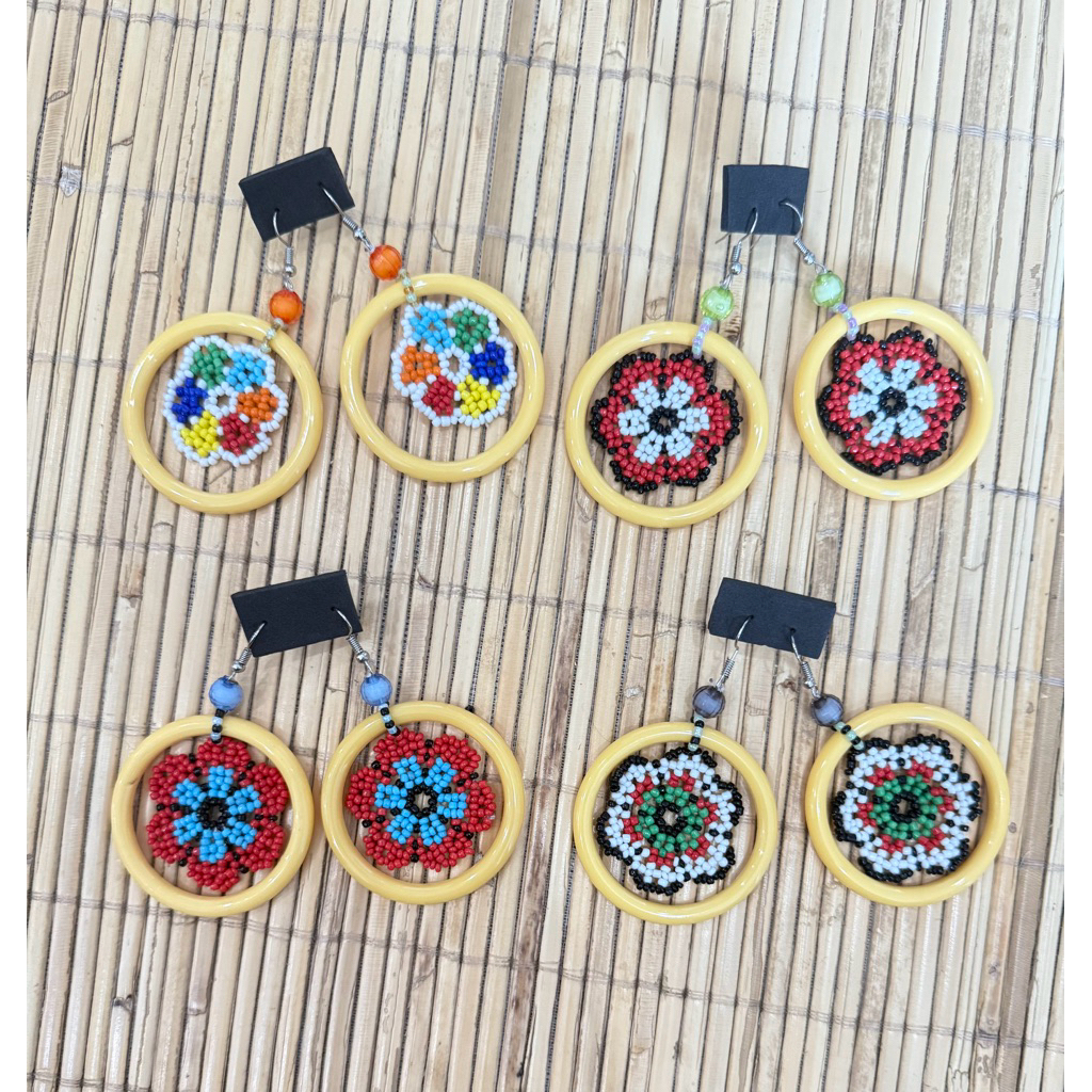 Jual Manika Kaltim - Aneka Anting Anting Manik Dayak Kalimantan ...