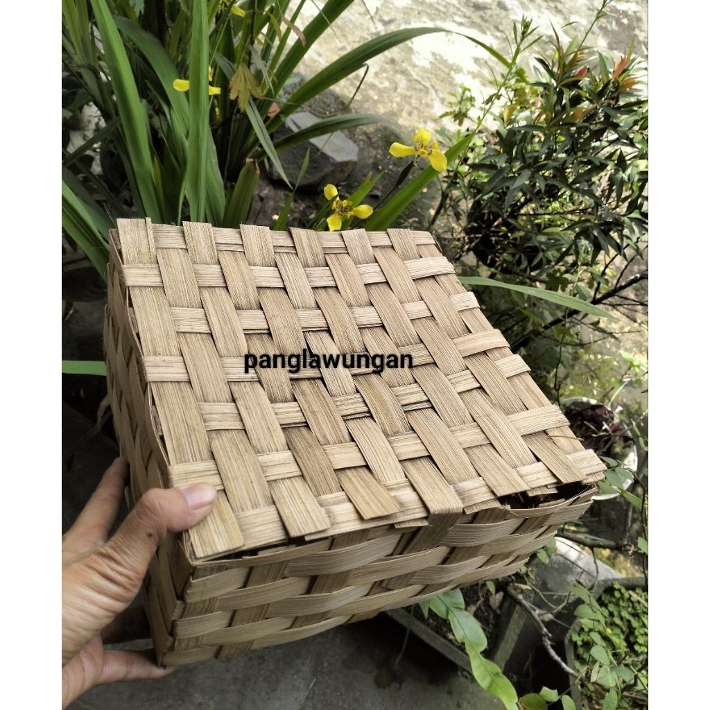 Jual anyaman bambu besek sasag | Shopee Indonesia