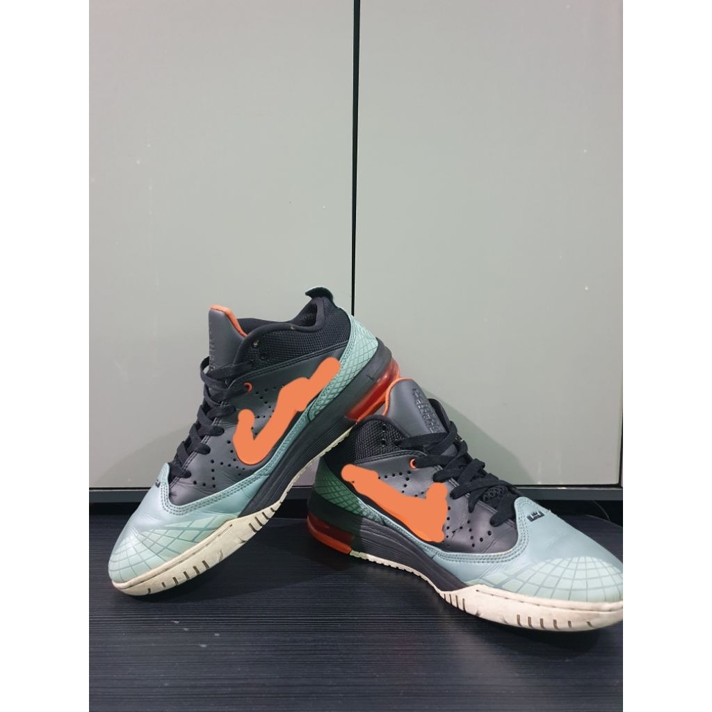 Jual Sepatu Basket Second (Size 44.5) | Shopee Indonesia