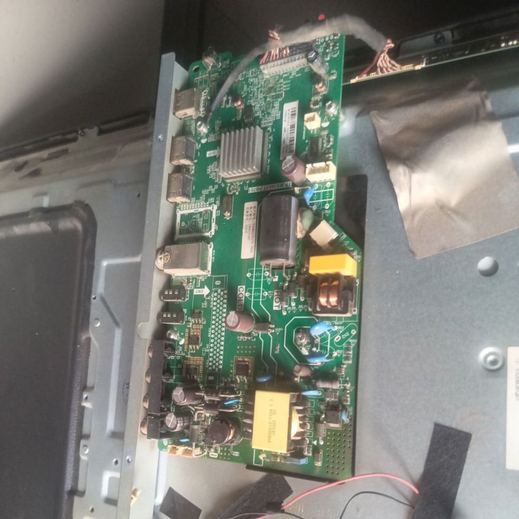 Jual mb mainboard maderboard modul mainboard TV LED coocaa32D3T digital ...