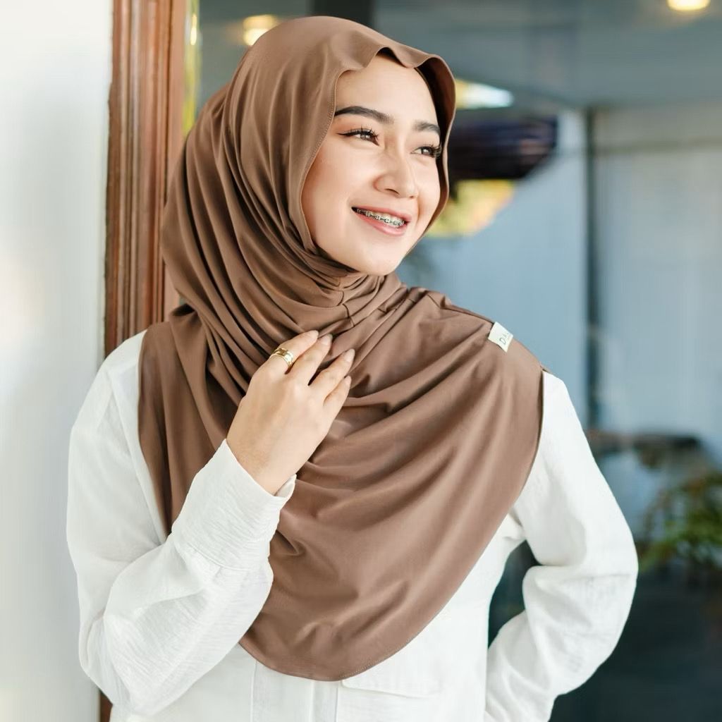 Jual Hijab Instan Jisoo Plus Inner 2in1 Size L Meleyot Jilbab Bergo Pashmina Inner Meleyot Modis ...