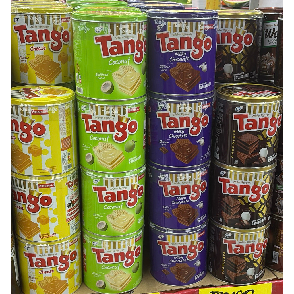 Jual Tango Wafer kaleng 240gr & 200gr 1 Dus ( Isi 6 kaleng ) | Shopee ...
