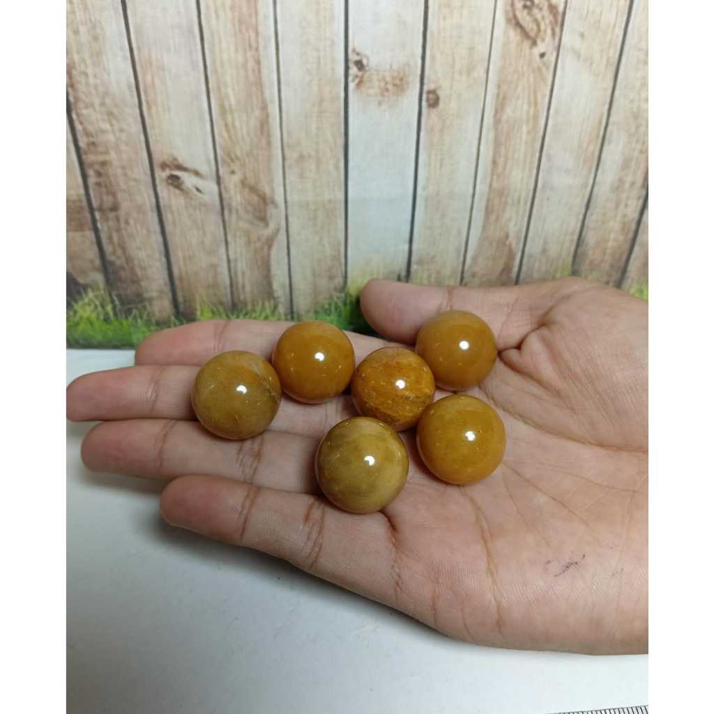 Jual Batu Natural Yellow Jade Sphere 2 cm Top Grade (Harga per pcs ...