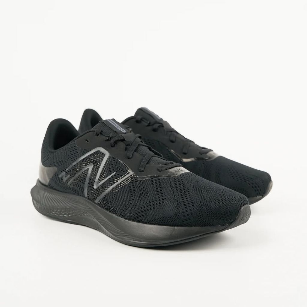 Jual SEPATU RUNNING NEW BALANCE DYNASOFT PRO RUNNING ORIGINAL | Shopee ...
