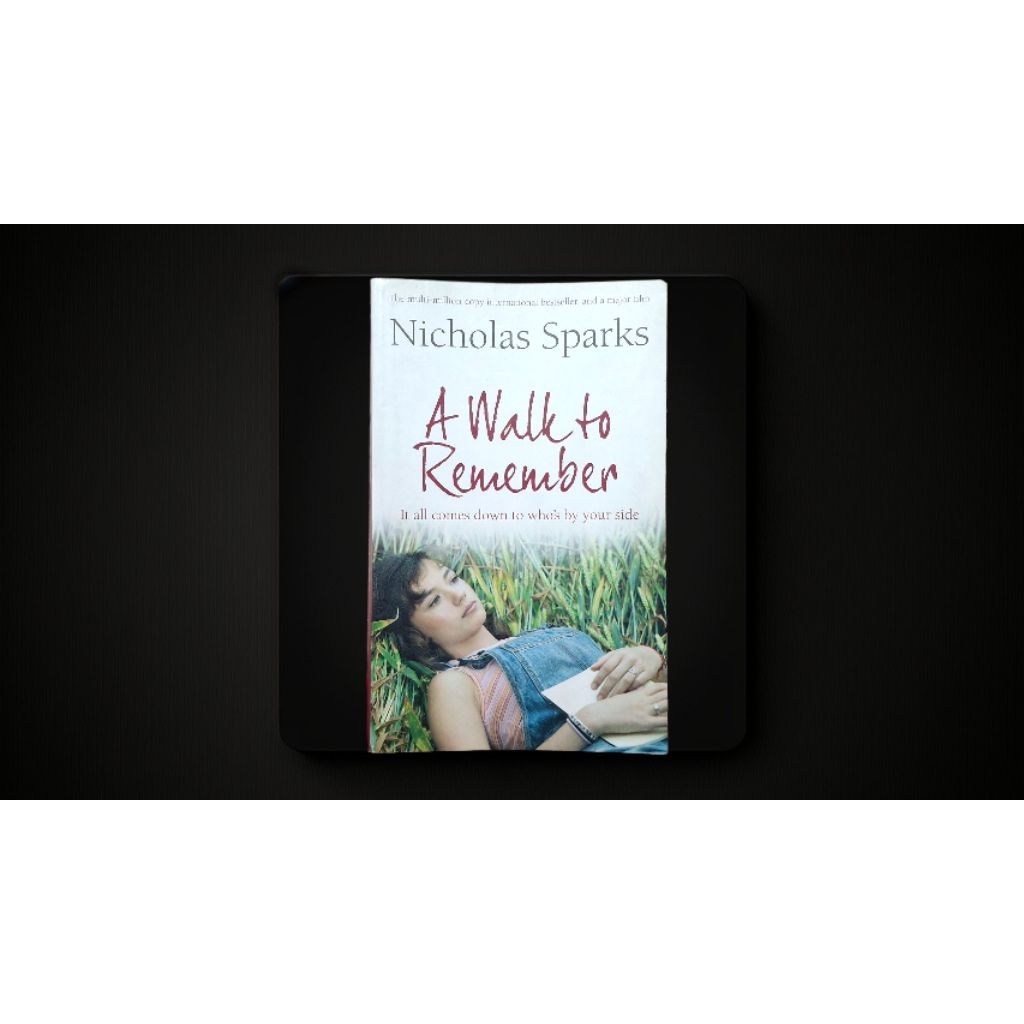 Jual A Walk to Remember - Nicholas Sparks ENGLISH ORIGINAL | Shopee ...