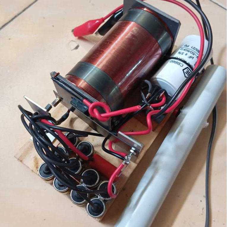 Jual INVERTER PLATINA 1OOOWATT FULL KONDENSOR TABUNG | Shopee Indonesia