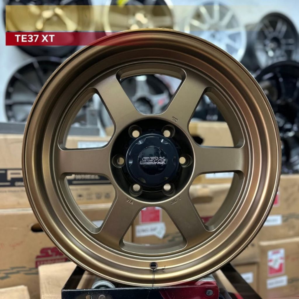 Jual velg mobil r18 te37 xt SSW original Thailand lebar 9 et 15 velg ...