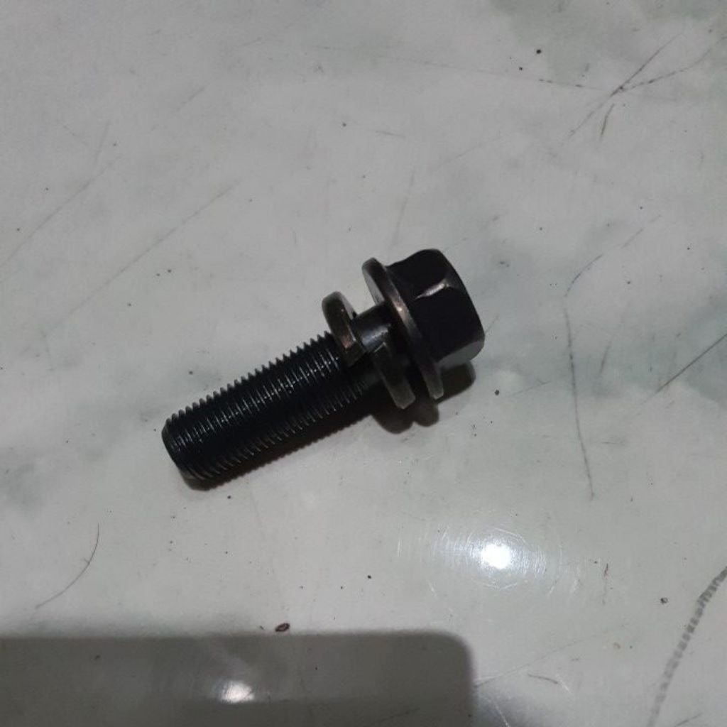 Jual Baut disc Caliper depan Corolla AE101 thn 1995 (Custom) | Shopee ...