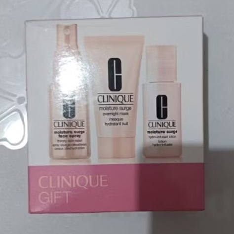 Jual CLINIQUE MOISTURE SURGE PACKAGE | Shopee Indonesia