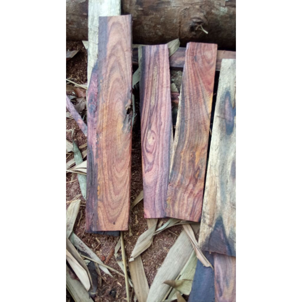 Jual LIMBAH KAYU SONO KELING 2,5X4X35CM | Shopee Indonesia