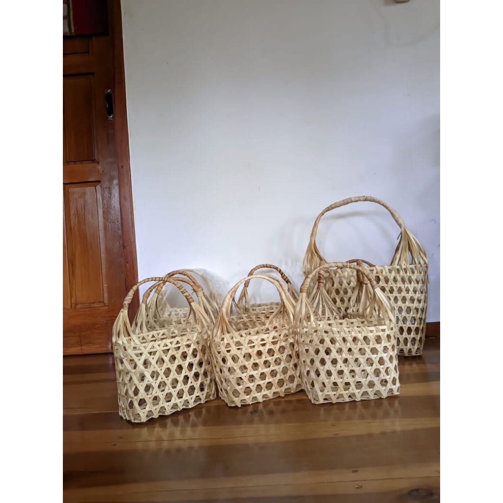 Jual Tas parsel anyaman bambu tampil elegan dan menarik | Shopee Indonesia