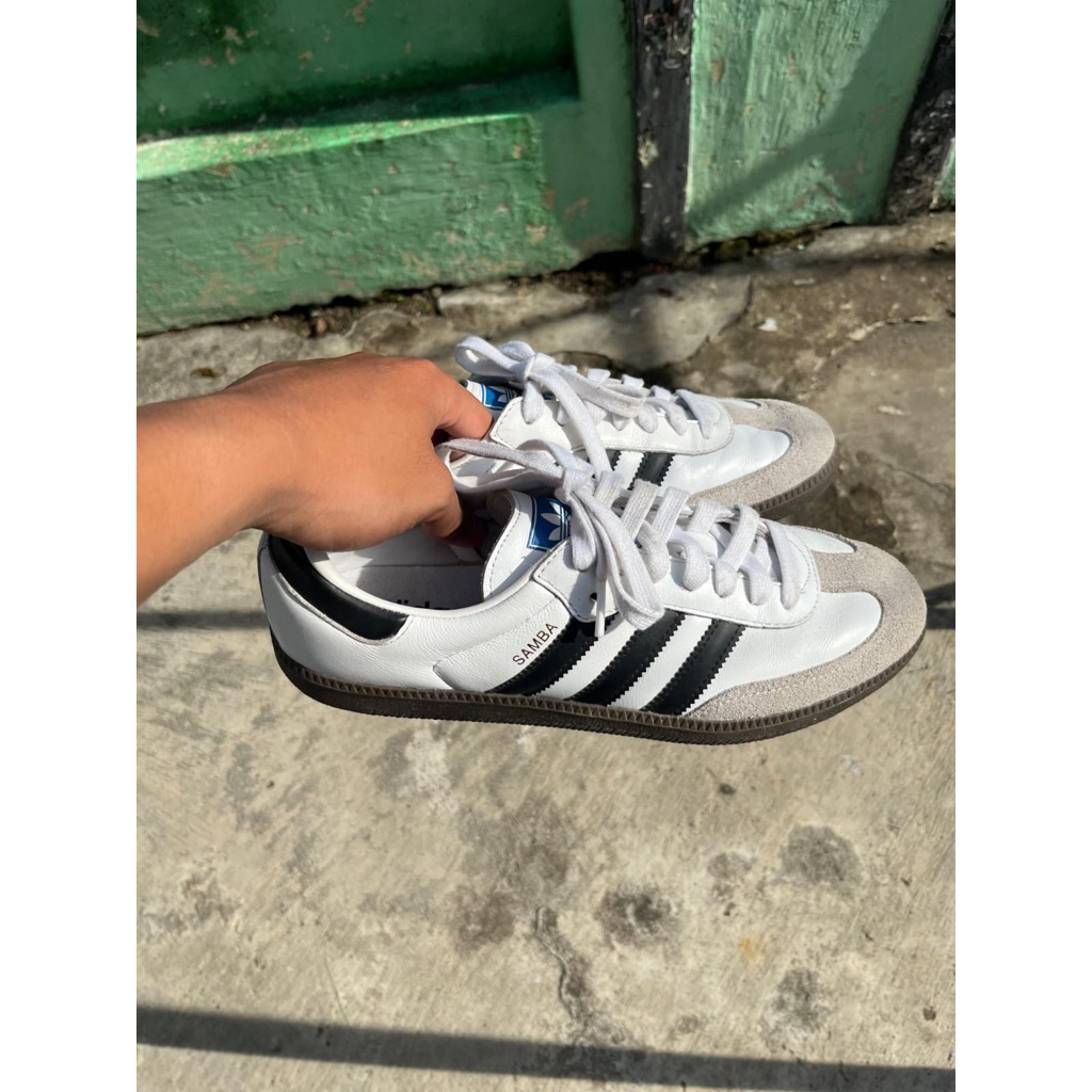 Jual sepatu abibas | Shopee Indonesia