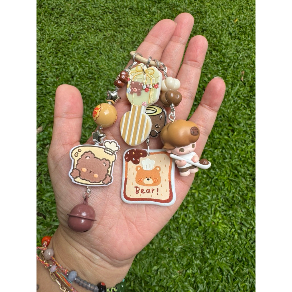 Jual DIMO POP BEAN ORI POPMART BAGCHARM CHOCOLATE | Shopee Indonesia